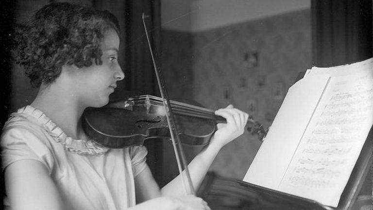 Ginette Neveu: Three Historic Recordings – The Listeners' Club